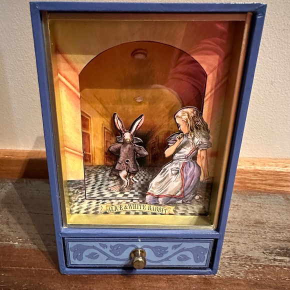 kiyo & ko | Other | Vintage White Rabbit Alice In Wonderland Music Box ...